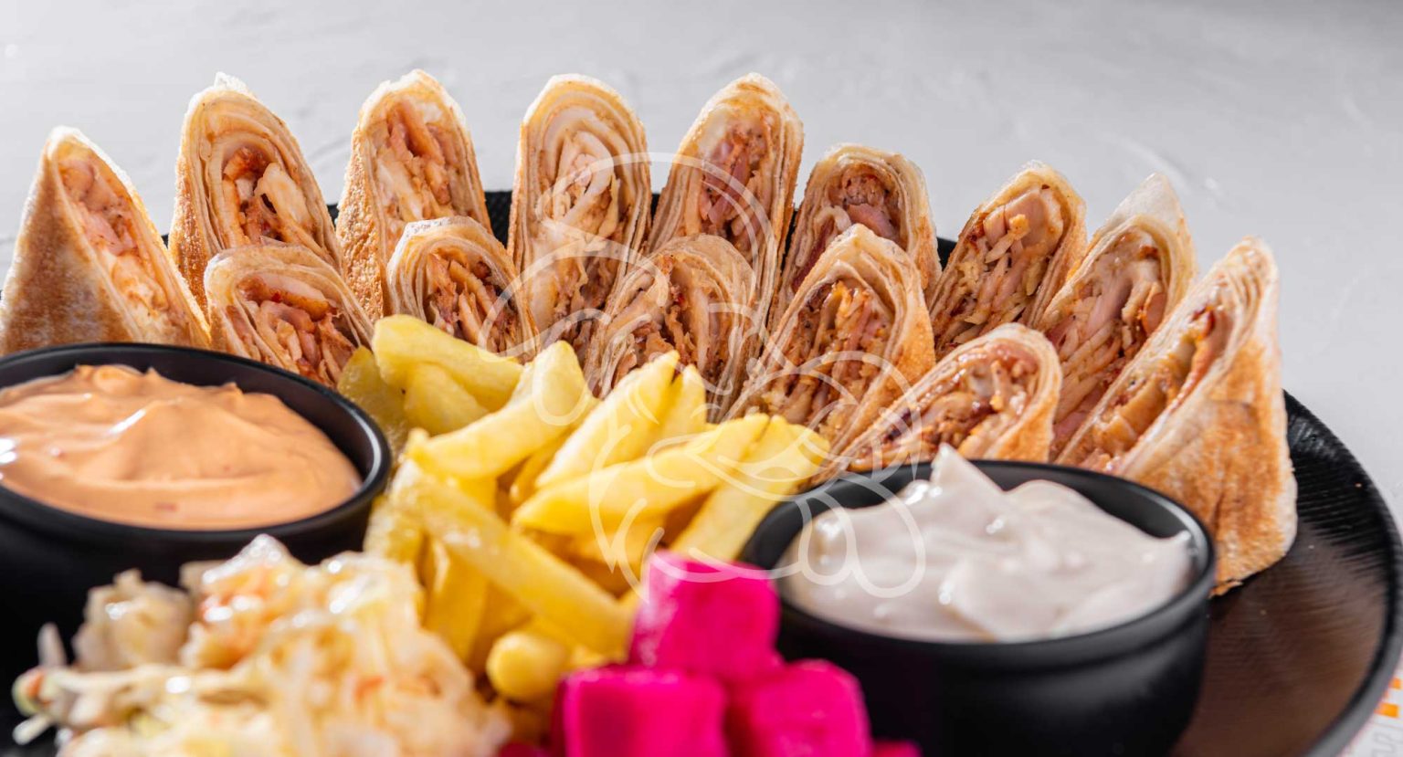 Delicious Arabic Shawarma Restaurant in the UAE | Authentic Middle ...